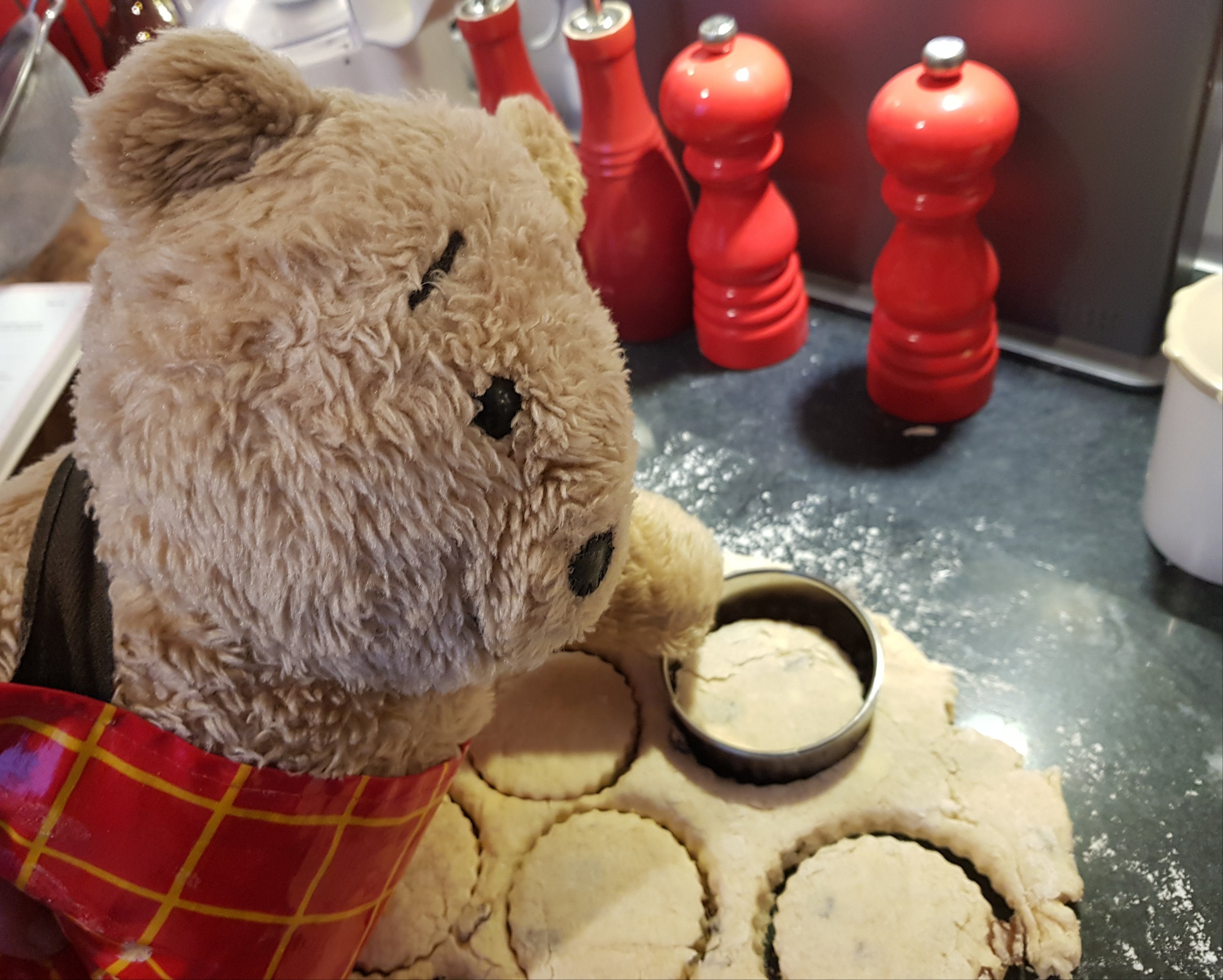 Making Scones using National Trust recipe | Horace the Alresford Bear